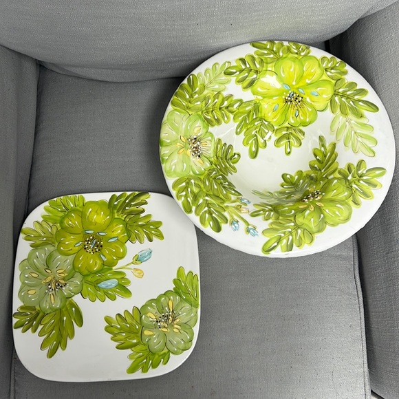 Accents | Decorative Plate And Large Bowl Green Flowers Base Is Gray ...